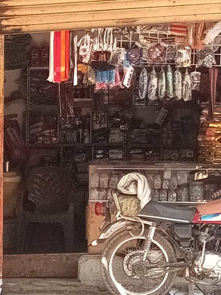 Bisiklet tamircileri Subhan, Karaçi, foto