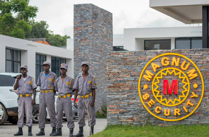 Mini-market Magnum Security Services, Lusaka, foto