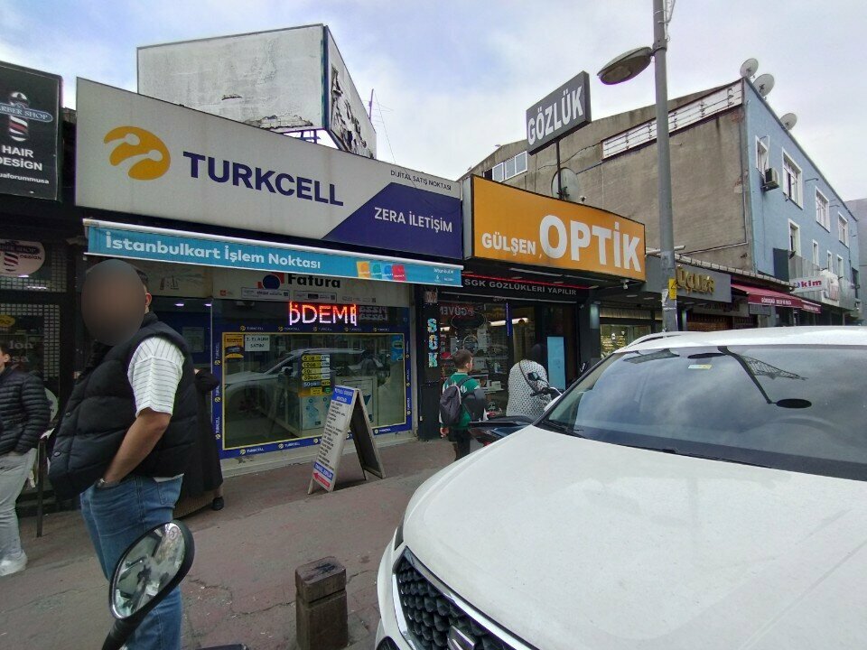 Cep telefonu ve aksesuarları satış mağazaları Zera İletişim, İstanbul, foto