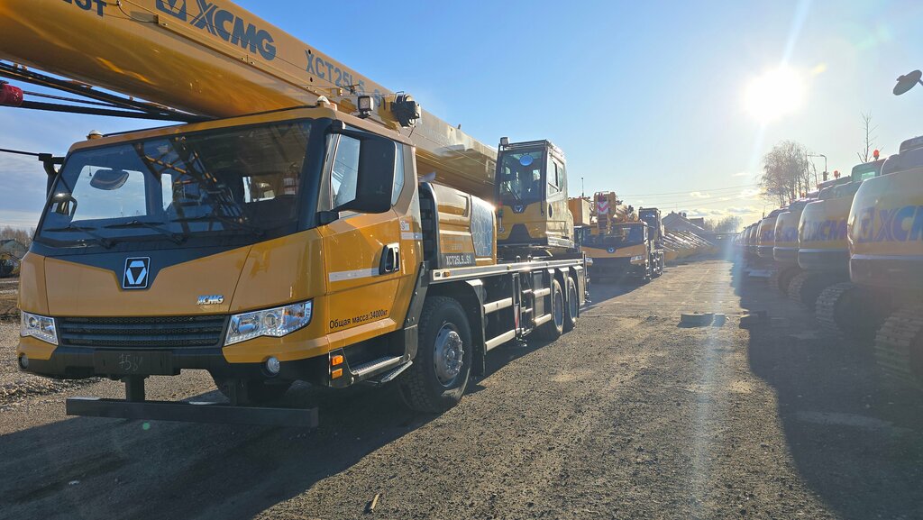Yol yapım ekipmanları SpecComCity, Vladimirskaya oblastı, foto