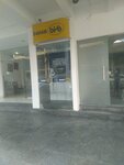 Banco Bisa (Santa Cruz de la Sierra, Edu Manzana), atm'ler  Santa‑Krus'tan