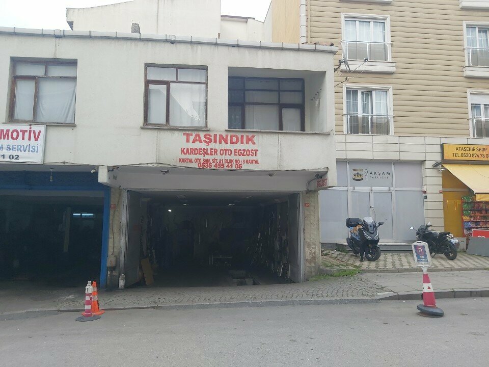 Otomobil servisi Kardeşler Oto Elektrik Egzoz, İstanbul, foto