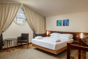 K+k Hotel Central Prague (Hybernská No:1001/10), otel  Prag'dan