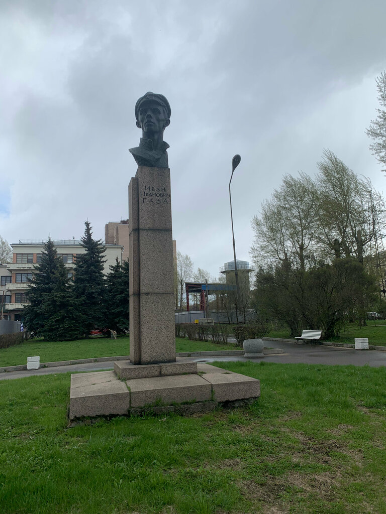 Anıt, heykel Ivan Ivanovich Gaza, Saint‑Petersburg, foto