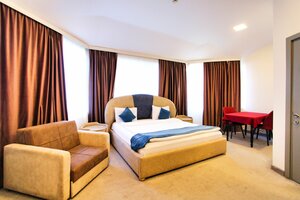 Sunday Hotel Baku (City of republican subordination Baku, Sebail District, Ilyas Еfеndiyev Street, 75), otel  Bakü'den