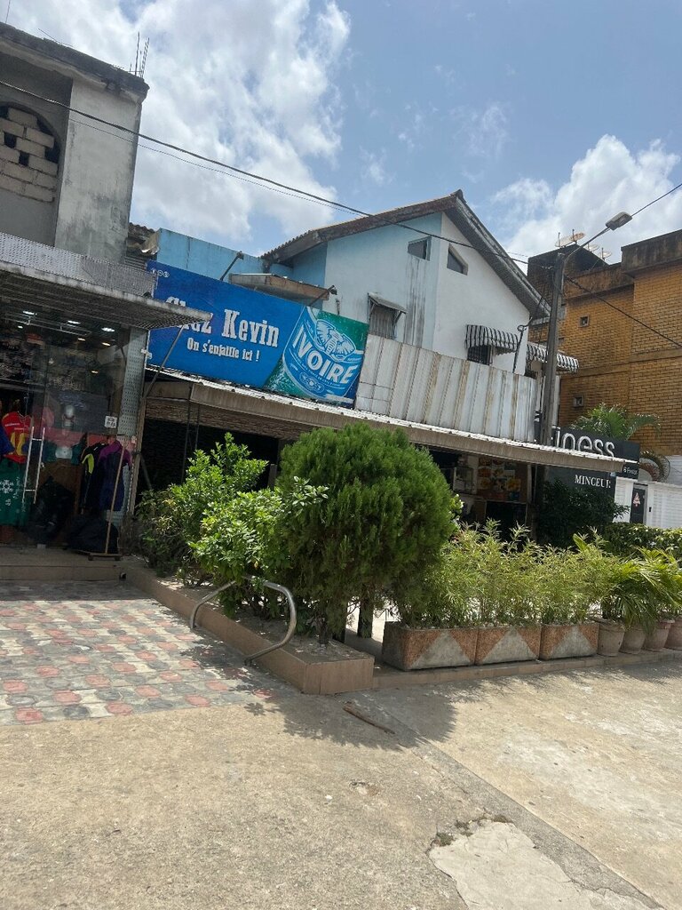 Restoran Chez kevin de cocody angré, Abican, foto