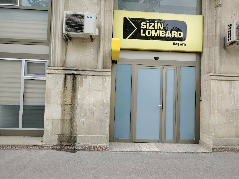 Rehincilik Sizin Lombard, Bakü, foto