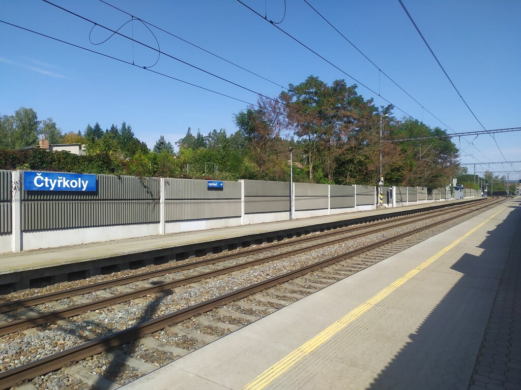 Tren istasyonu Čtyřkoly, Orta Bohemya Bölgesi, foto