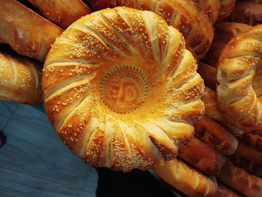 Ekmek fırını Хан Тенгре Навайканаси, Naryn, foto