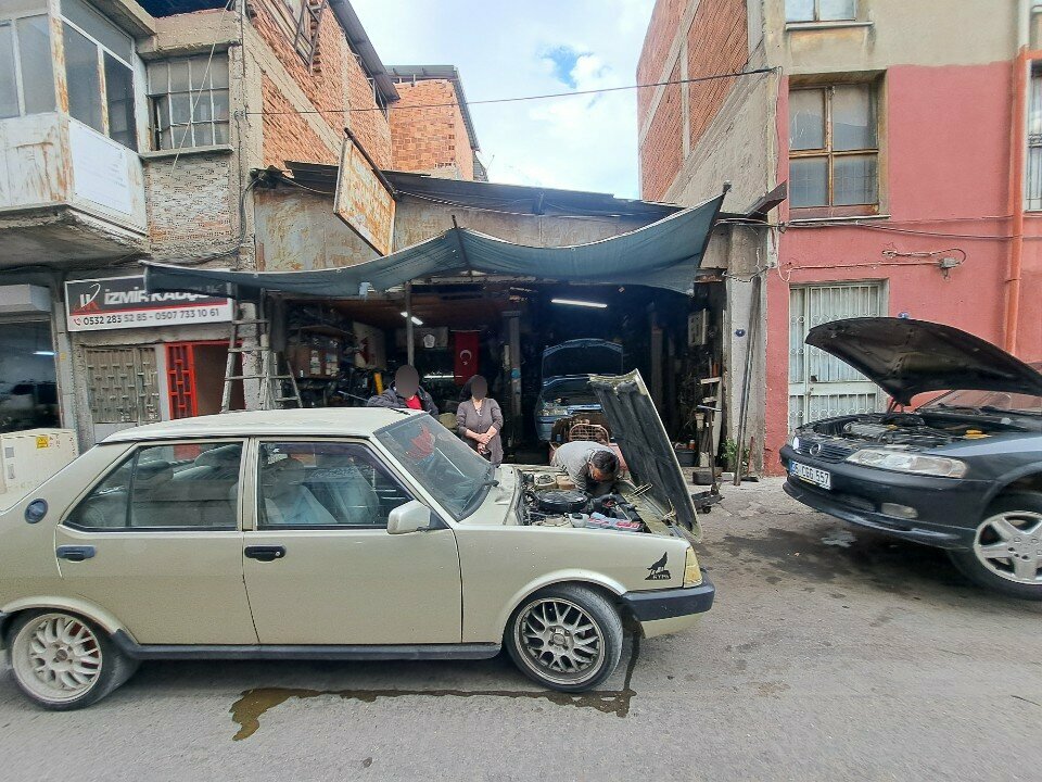 Otomobil servisi Dostlar Oto, İzmir, foto