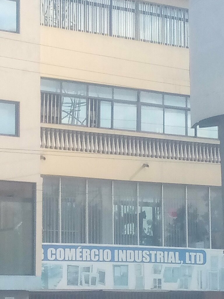 Pencere üretim, satış ve montaj firmaları Comércio industrial, Loanda, foto