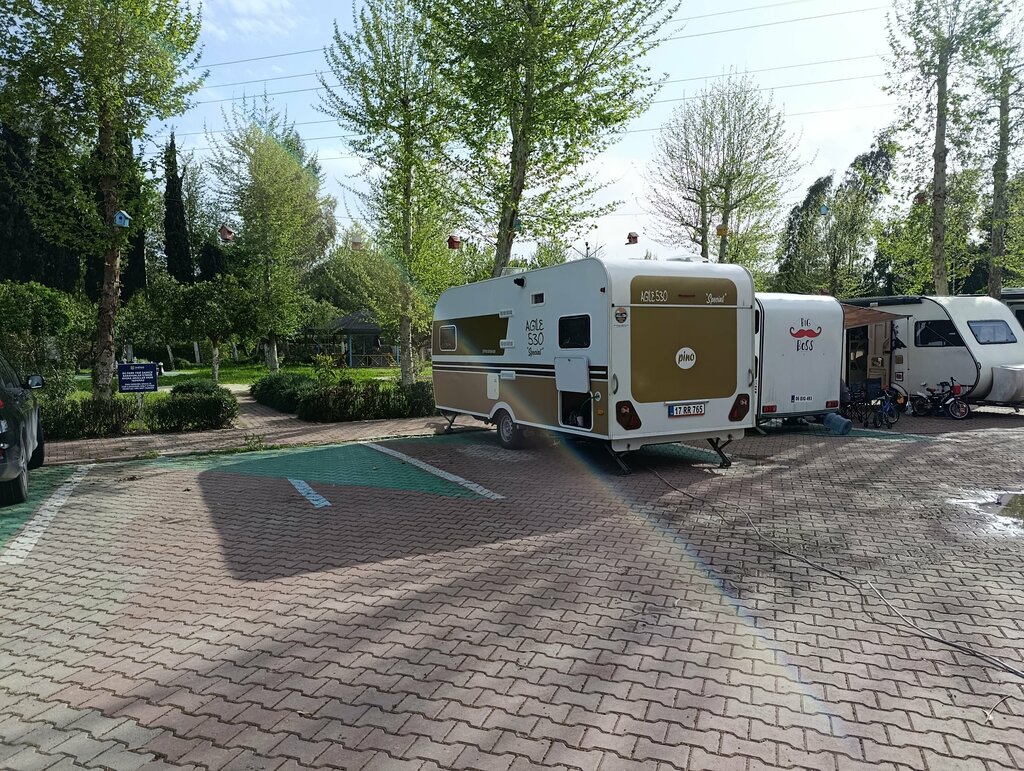 Karavan Tarsus Belediyesi Karavan Parkı, Tarsus, foto