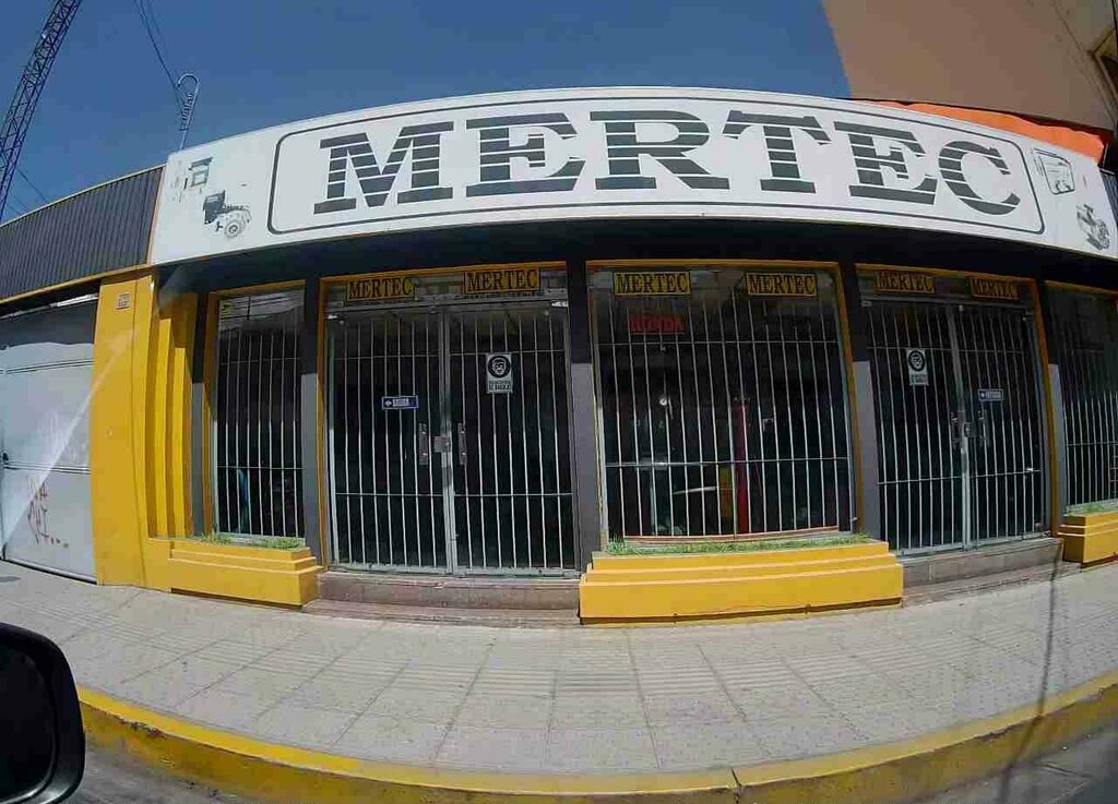 Alışveriş merkezleri Mertec Srl, Cochabamba, foto