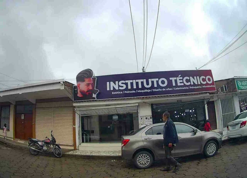 Eğitim merkezleri Instituto técnico, Santa‑Krus, foto