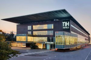 NH Orio al Serio (Lombardy, Bergamo, Seriate, Grassobbio, Via Portico, 75), otel  Lombardiya'dan
