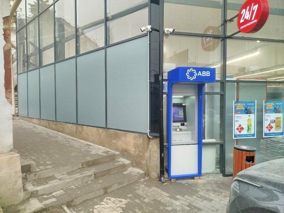 ATM'ler ABB, Bakü, foto