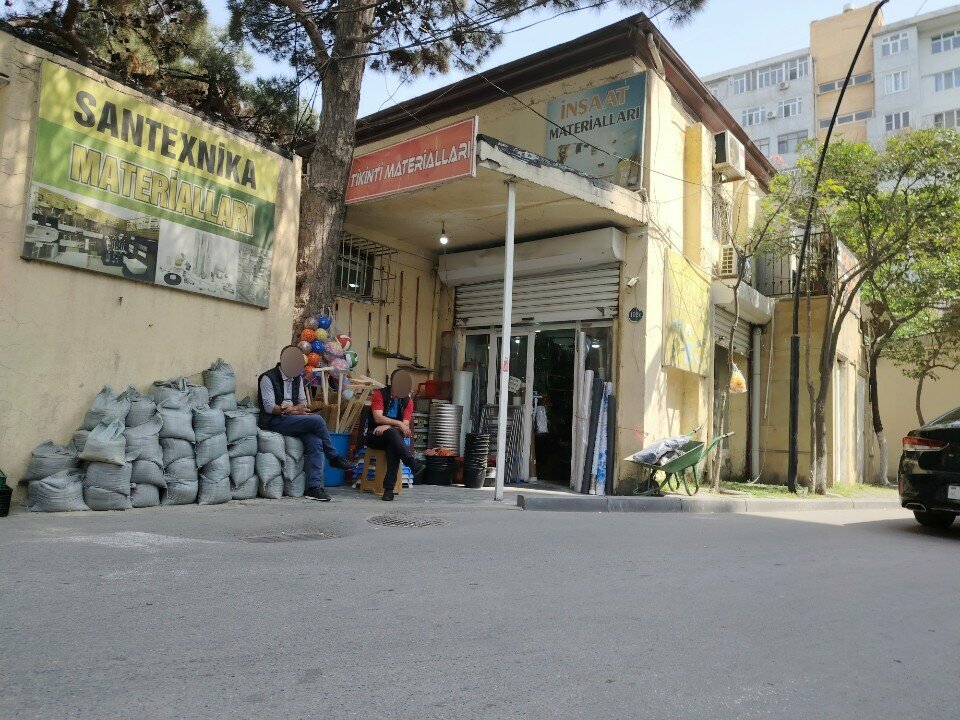 Yapı mağazası Tikinti materialları, Bakü, foto
