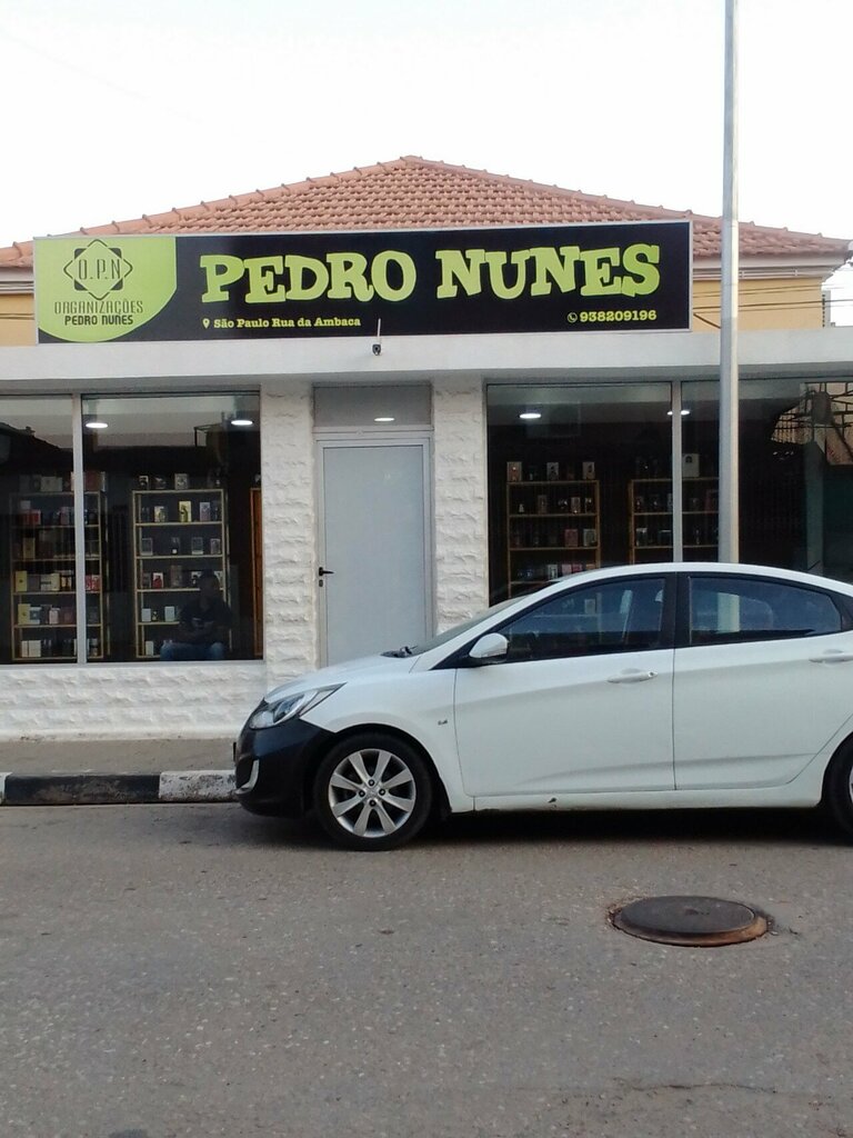 Banka Pedro Comercial, Loanda, foto