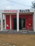 Preciosos Boutik (Luanda Province, Municipality of Kilamba Kiaxi, Golf I), dış giyim mağazası  Loanda'dan