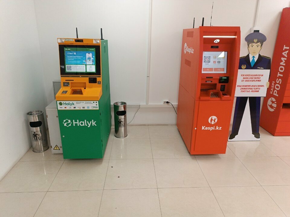 ATM'ler Kaspi, Karağandı, foto