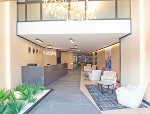 ‪Hotel 86 by Katipoglu‬ (İzmir, Konak, Fevzipaşa Blv., 43), otel  İzmir'den