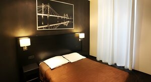 Hôtel Trocadéro (Rue de Belgique No:10, Nice), otel  Nice'den