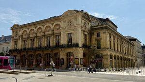 Théâtre de Reims (Grand Est, Marne, Arrondissement de Reims, Reims), tiyatrolar  Reims'ten