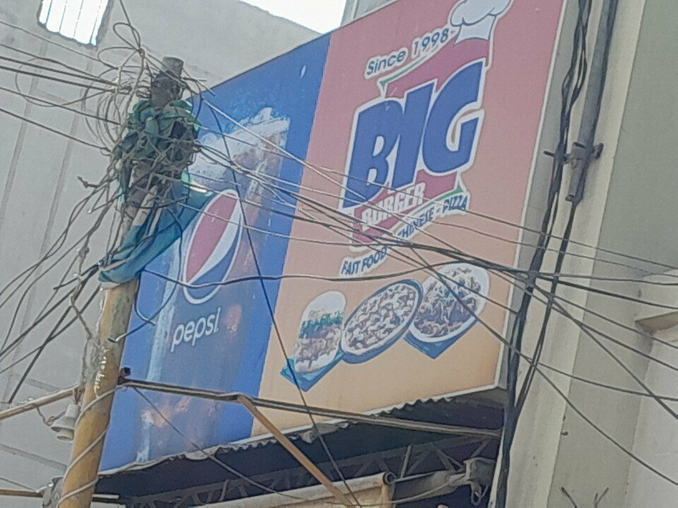 Restoran Big burger, Karaçi, foto