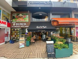 Kulph Osman Taşçıoğlu Pastanesi (İstanbul, Üsküdar, Cumhuriyet Cad., 72B), pasta, şekerleme ve tatlı  İstanbul'dan