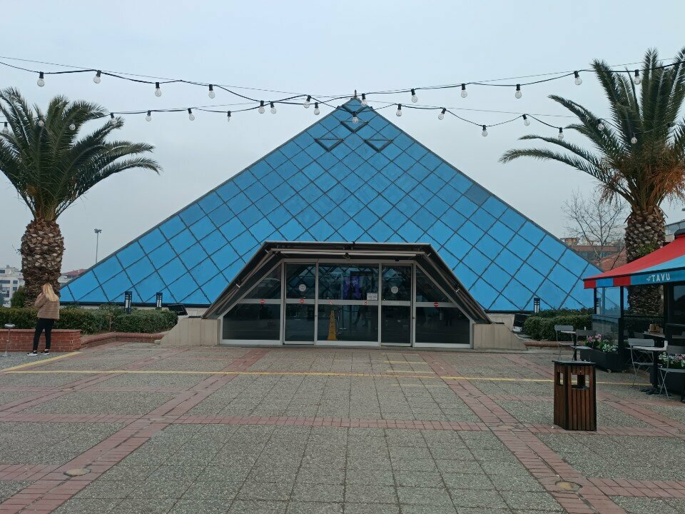 Oyun alanı Zafer Plaza, Bursa, foto