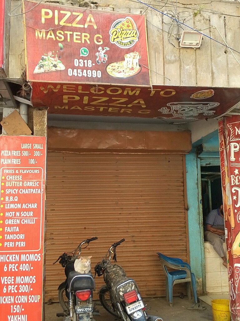 Kafe Pizza master, Karaçi, foto