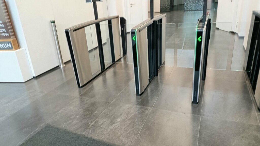 ATM'ler Sovkombank, Moskova, foto