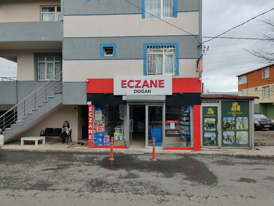 Eczaneler Doğan Eczanesi, İstanbul, foto