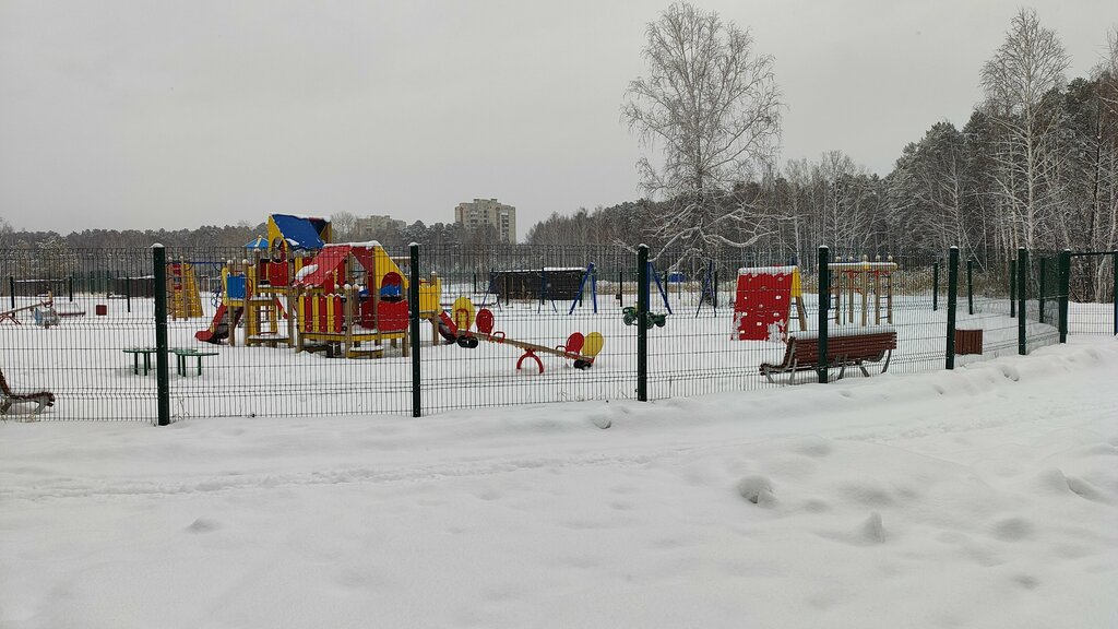 Oyun alanı Playground, Snejinsk, foto