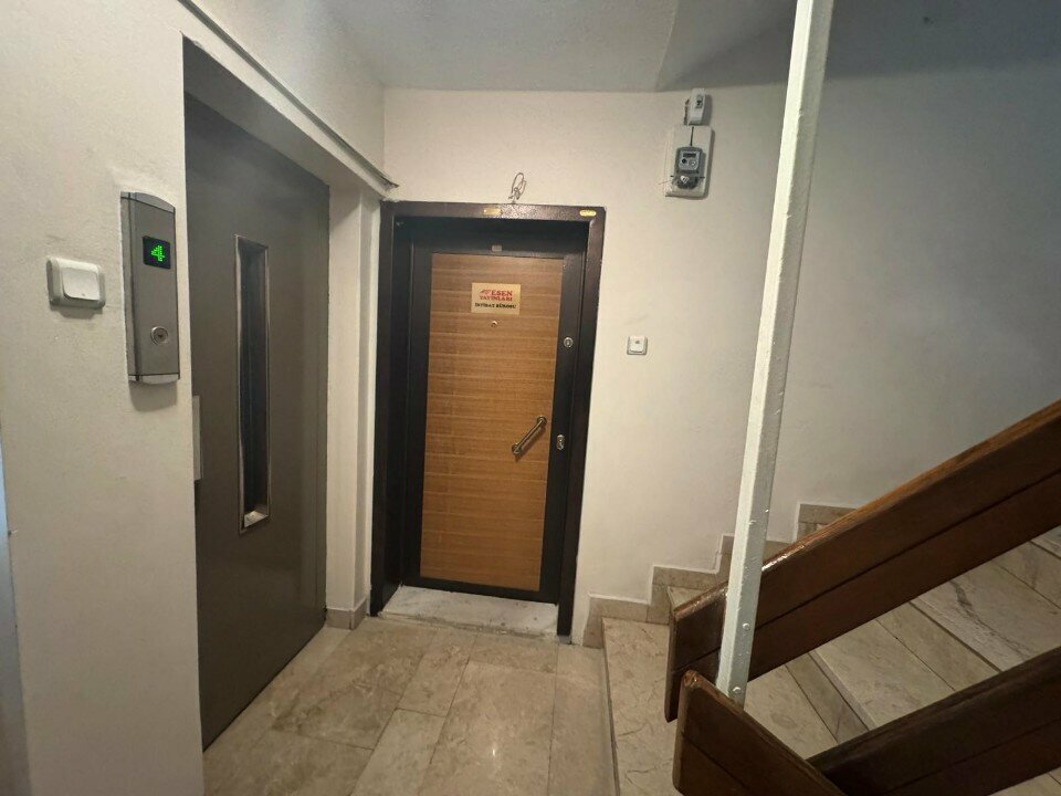 Yayınevleri, yayıncılar Esen Yayınları, Ankara, foto