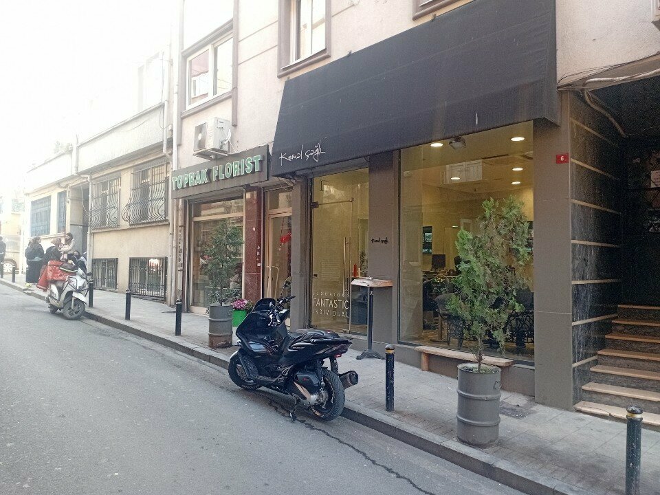 Kuaförler Kemal Çağlı Kuaför, İstanbul, foto