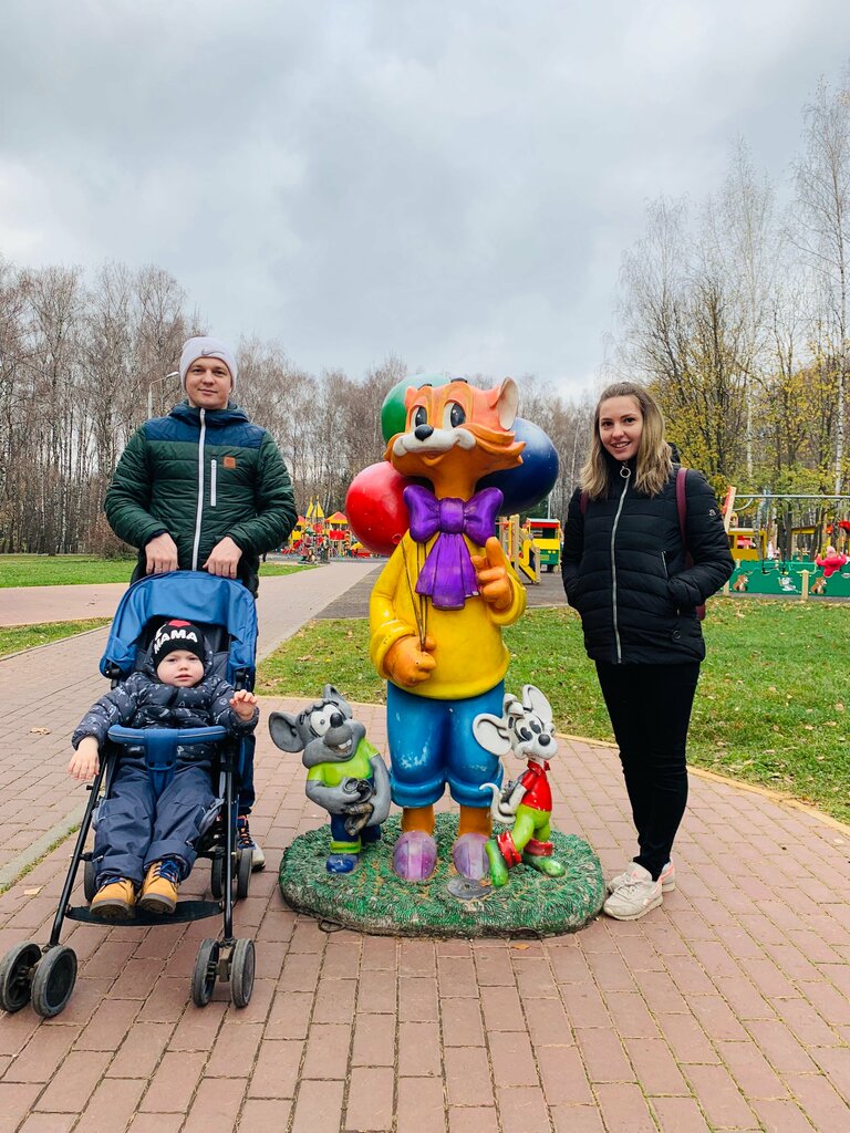 Park, sokak heykeli Леопольд и мышка, Tula, foto