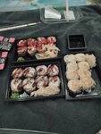Yokoso (Novo-Davlikeevskaia Street No:2Е), suşi ve asya ürünleri  Kazan'dan