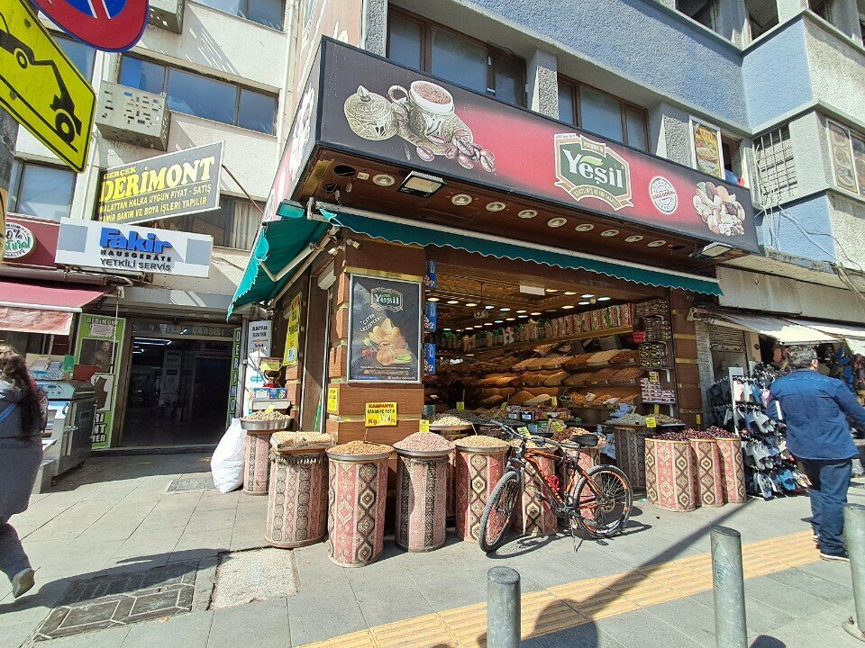 Kuruyemiş, atıştırmalık, kuru meyve Yeşil Kuruyemiş, İzmir, foto
