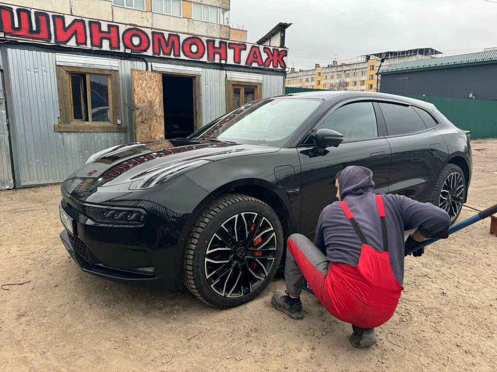 Oto lastik tamiri Tire fitting and repair, Saint‑Petersburg ve Leningradskaya oblastı, foto