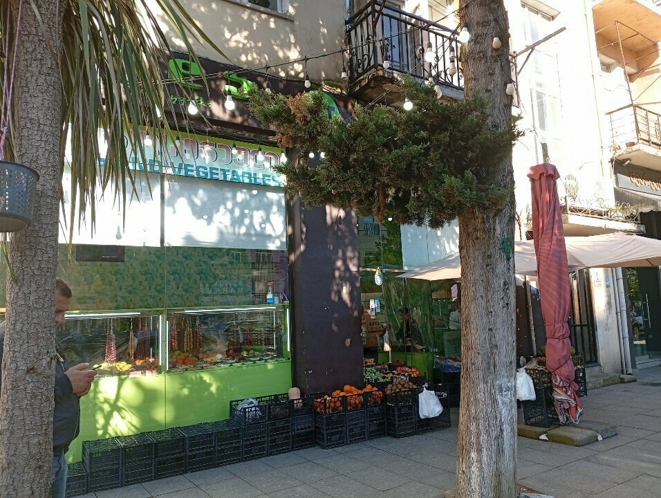 Kafe Для всех, Batum, foto