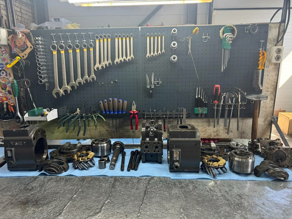 Hidrolik ve basınçlı ekipman tamiri Spets-Gidravlika, Kirov, foto