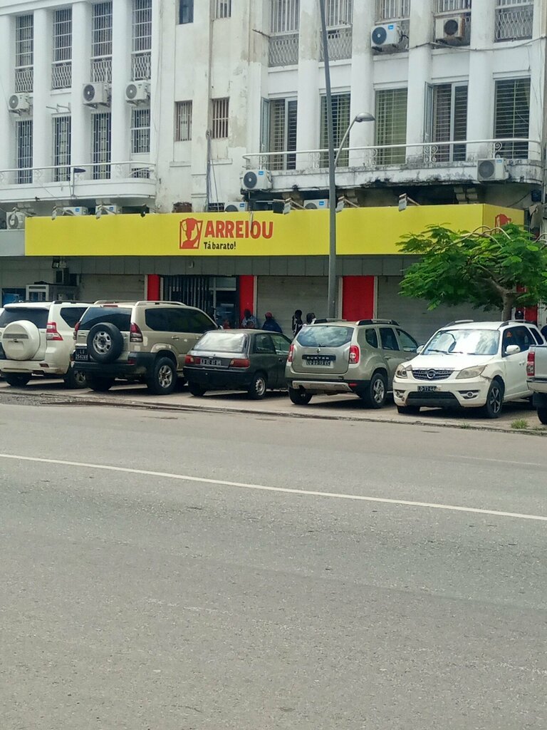 Market Arreiou, Loanda, foto