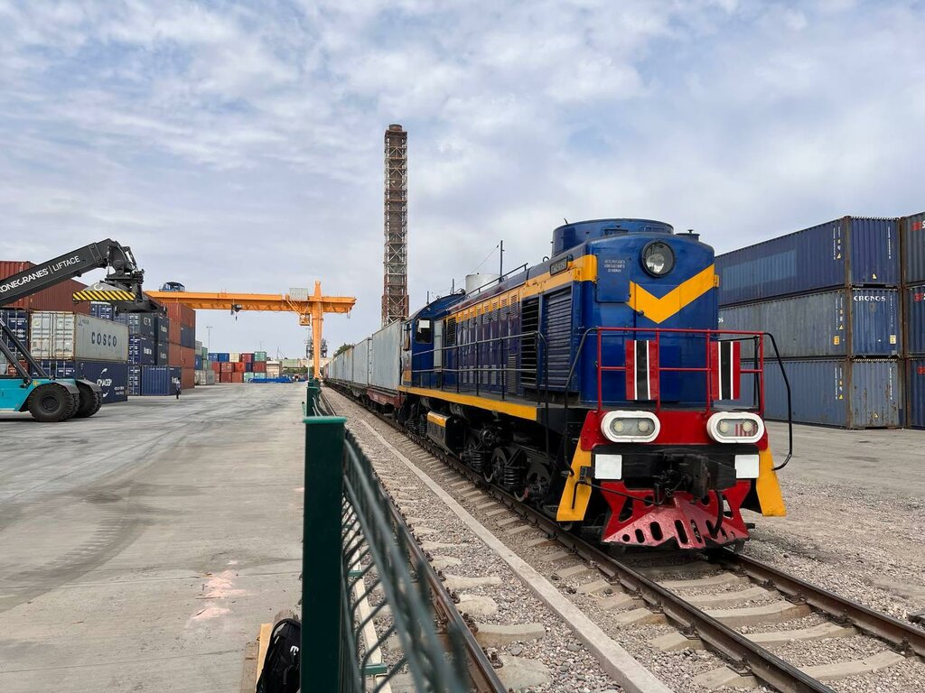 Konteyner nakliyatı Multimodal Trans Terminal LLC, Taşkent eyaleti, foto