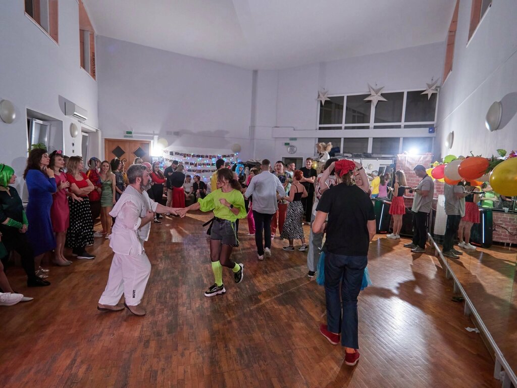 Dans okulları Latina Underground, Lipetsk, foto