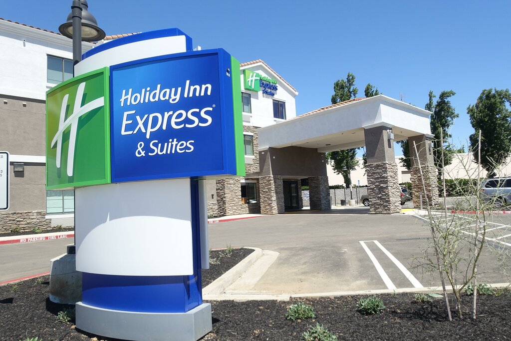 Otel Holiday Inn Express & Suites Brentwood, Brentwood, foto