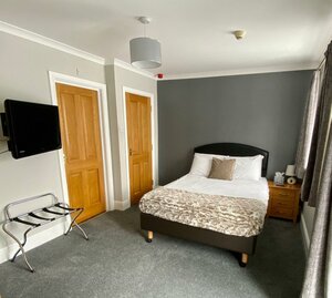 Jeffersons Steelworks Apartments (England, Cumbria County, Barrow-in-Furness, Barrow Island), otel  Barrow‑in‑Furness'tan