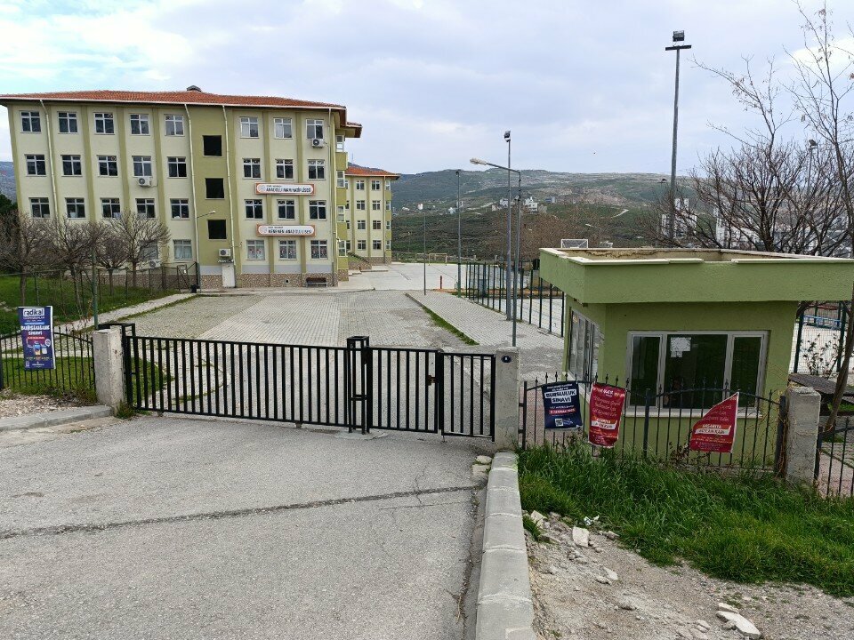 Lise Menemen Anadolu ve İmam Hatip Lisesi, İzmir, foto