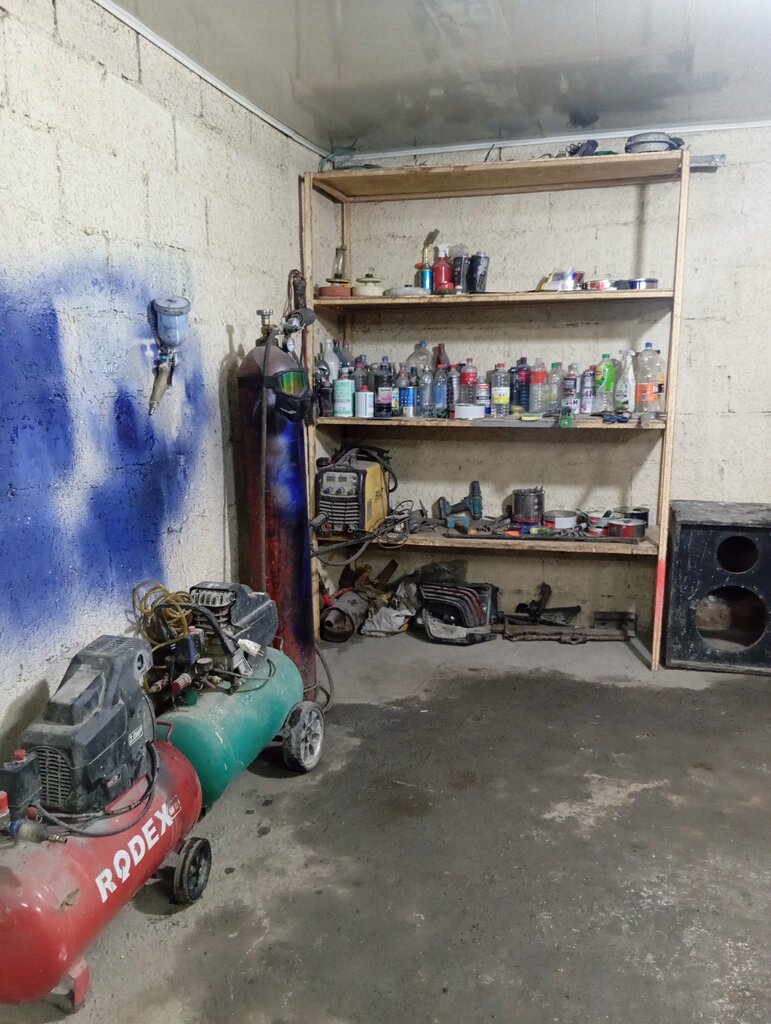 Express yağ değişim noktası Кузов маляр, Bişkek, foto