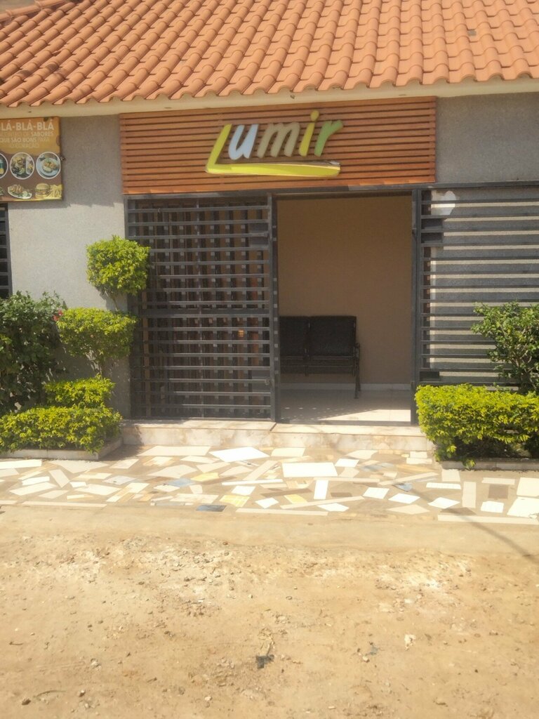 Mini-market Lumir Meu Mundo, Loanda, foto
